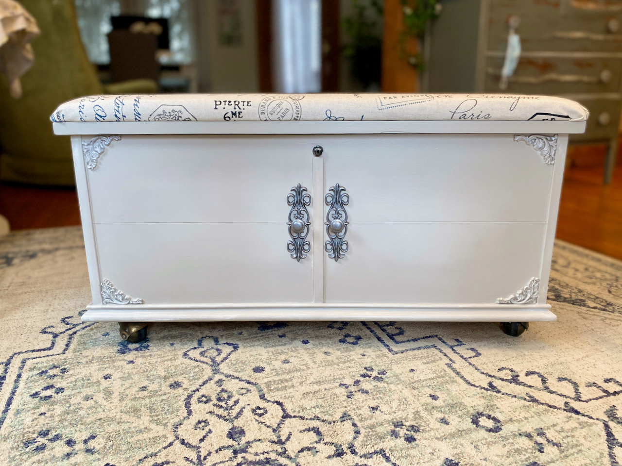 How This Cedar Chest Gets A Makeover – KellaChic